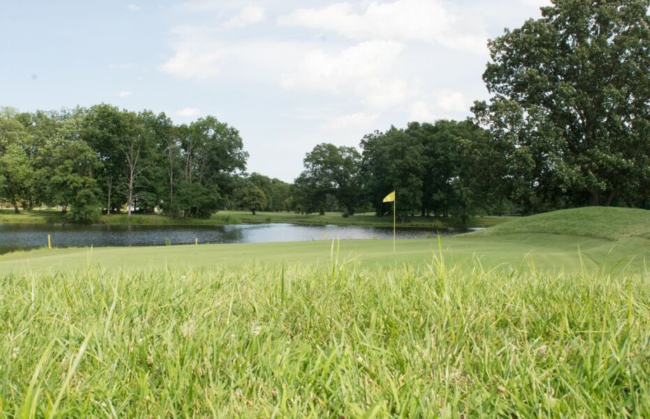 Fairways at Greenview Restaurant Clinics and Lessons Membership